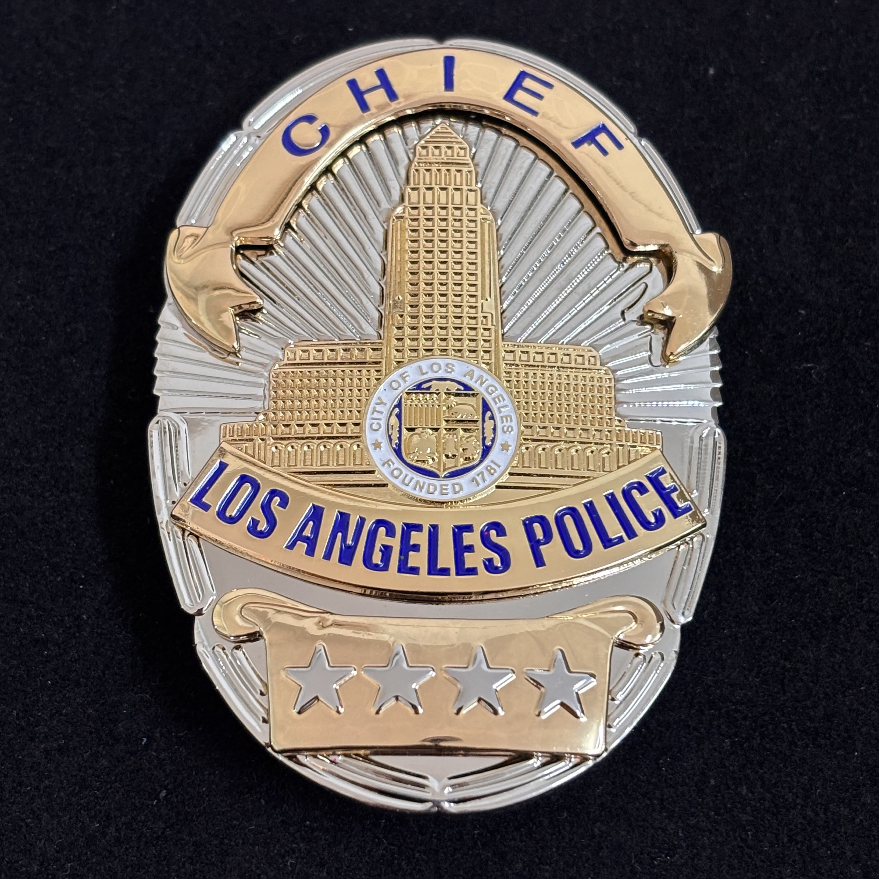 LAPD Chief Los Angeles Police Replica Badge Movie Props 4 Star – TriumphBadges